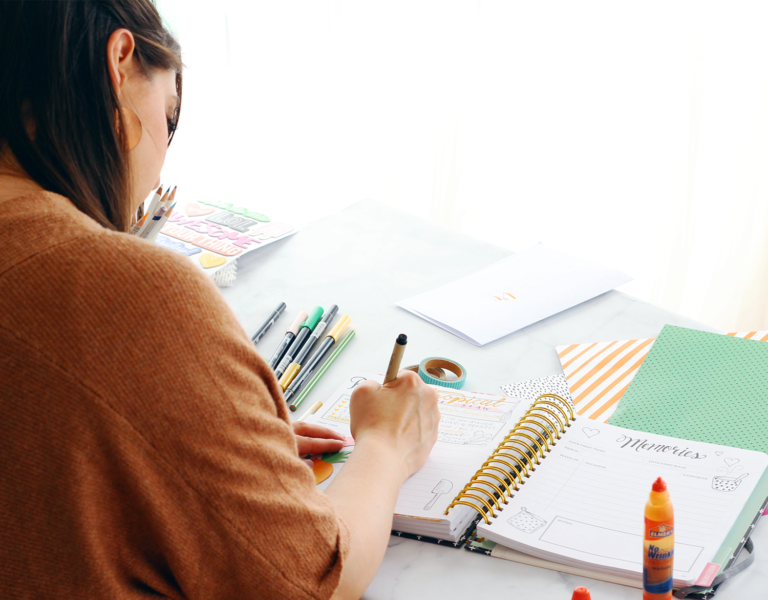 Crafting the Keepsake Kitchen Diary with Amy Tangerine Scrapbook Supplies