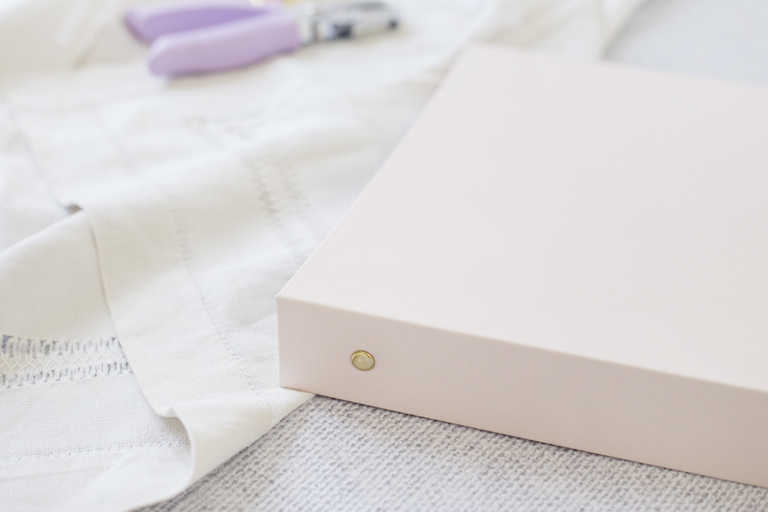 Make a Minimal Memory Keeper - Lily & Val Living