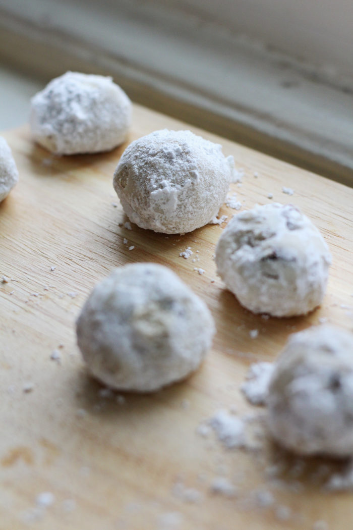 In The Kitchen: How To Make Russian Tea Cookies - Lily & Val Living